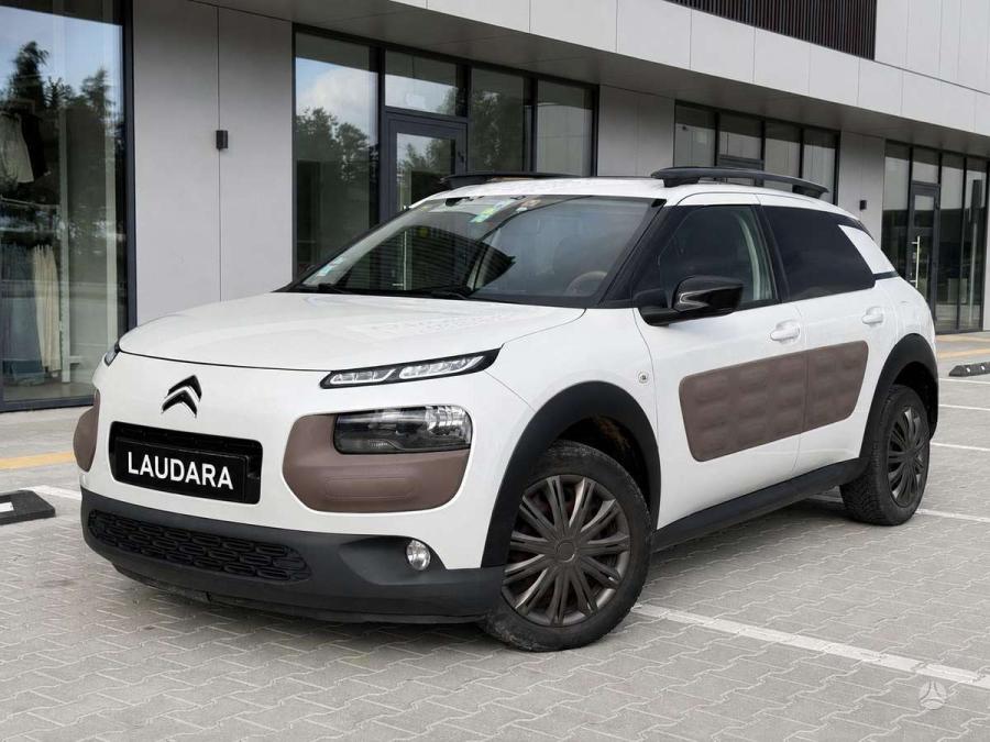 Balts Citroen C4 Cactus 2014 Viļņa, ar dzinēja tilpumu 1.56 L un nobraukumu 247 tūkst. km par 6200 €, foto 1 vietnē AUTOMOTO.COM.LV