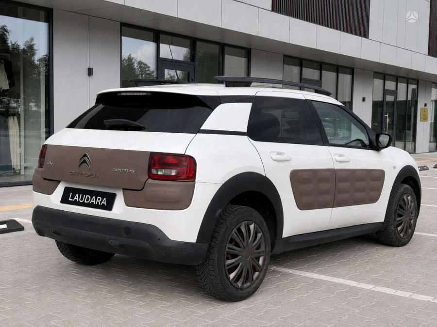 Balts Citroen C4 Cactus 2014 Viļņa, ar dzinēja tilpumu 1.56 L un nobraukumu 247 tūkst. km par 6200 €, foto 6 vietnē AUTOMOTO.COM.LV