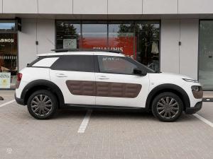 Balts Citroen C4 Cactus 2014 Viļņa, ar dzinēja tilpumu 1.56 L un nobraukumu 247 tūkst. km par 6200 €, foto 7 vietnē AUTOMOTO.COM.LV