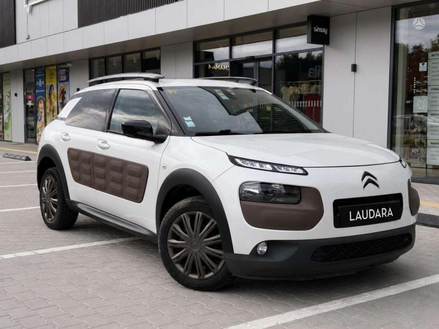 Balts Citroen C4 Cactus 2014 Viļņa, ar dzinēja tilpumu 1.56 L un nobraukumu 247 tūkst. km par 6200 €, foto 8 vietnē AUTOMOTO.COM.LV
