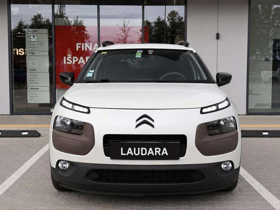 Balts Citroen C4 Cactus 2014 Viļņa, ar dzinēja tilpumu 1.56 L un nobraukumu 247 tūkst. km par 6200 €, foto 9 vietnē AUTOMOTO.COM.LV
