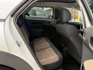 Balts Citroen C4 Cactus 2014 Viļņa, ar dzinēja tilpumu 1.56 L un nobraukumu 247 tūkst. km par 6200 €, foto 13 vietnē AUTOMOTO.COM.LV