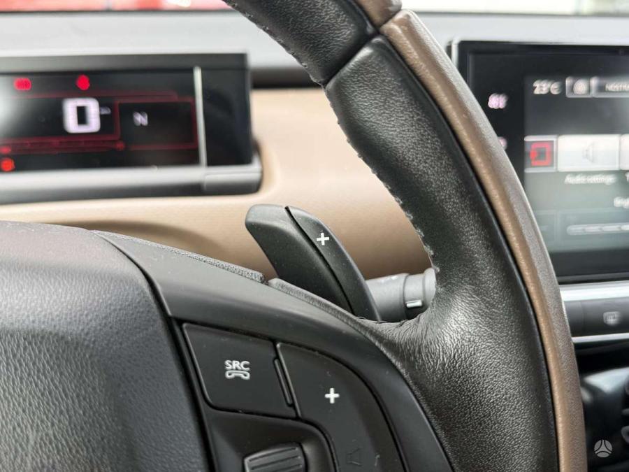 Balts Citroen C4 Cactus 2014 Viļņa, ar dzinēja tilpumu 1.56 L un nobraukumu 247 tūkst. km par 6200 €, foto 18 vietnē AUTOMOTO.COM.LV