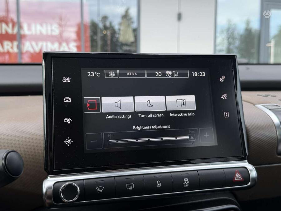 Balts Citroen C4 Cactus 2014 Viļņa, ar dzinēja tilpumu 1.56 L un nobraukumu 247 tūkst. km par 6200 €, foto 20 vietnē AUTOMOTO.COM.LV