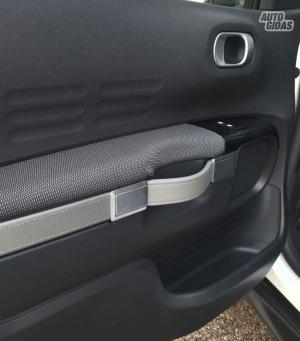 Balts Citroen C4 Cactus 2014 Kauņa, ar dzinēja tilpumu 1.20 L un nobraukumu 130 tūkst. km par 3800 €, foto 16 vietnē AUTOMOTO.COM.LV