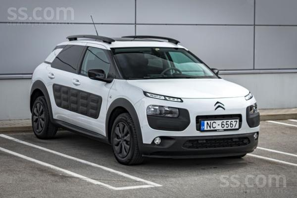 Balts Citroen C4 Cactus 2015 Rīga, ar dzinēja tilpumu 1.60 L un nobraukumu 0 tūkst. km par 5950 €, foto 3 vietnē AUTOMOTO.COM.LV