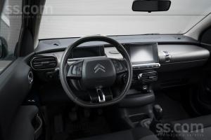 White Citroen C4 Cactus 2015 in Riga, with an engine capacity of 1.60 L and mileage of 0 thousand km for 5950 €, photo 18 on AUTOMOTO.COM.LV