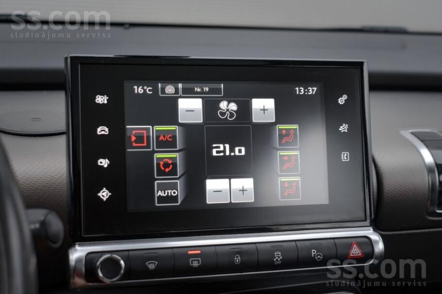 White Citroen C4 Cactus 2015 in Riga, with an engine capacity of 1.60 L and mileage of 0 thousand km for 5950 €, photo 23 on AUTOMOTO.COM.LV