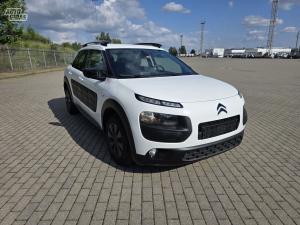 White Citroen C4 Cactus 2015 in Marijampole, with an engine capacity of 1.60 L and mileage of 181 thousand km for 3950 €, photo 6 on AUTOMOTO.COM.LV
