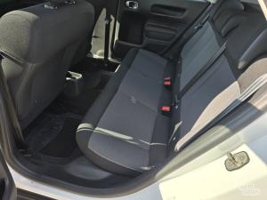 White Citroen C4 Cactus 2015 in Marijampole, with an engine capacity of 1.60 L and mileage of 181 thousand km for 3950 €, photo 17 on AUTOMOTO.COM.LV