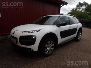 White Citroen C4 Cactus 2015 in Liepaja, with an engine capacity of 1.20 L and mileage of 149 thousand km for 4950 €, photo 5 on AUTOMOTO.COM.LV