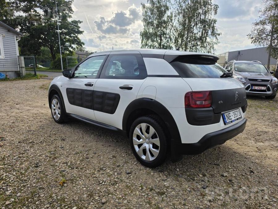 Balts Citroen C4 Cactus 2016 Rēzekne, ar dzinēja tilpumu 1.60 L un nobraukumu 0 tūkst. km par 5200 €, foto 7 vietnē AUTOMOTO.COM.LV