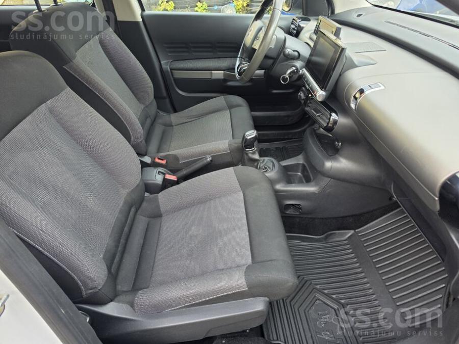 Balts Citroen C4 Cactus 2016 Rēzekne, ar dzinēja tilpumu 1.60 L un nobraukumu 0 tūkst. km par 5200 €, foto 10 vietnē AUTOMOTO.COM.LV