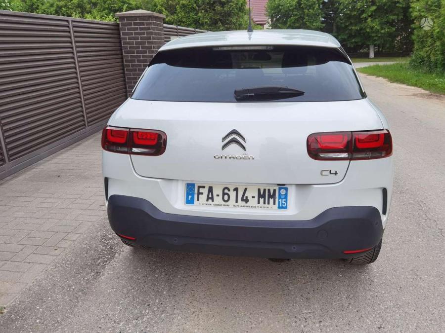 Balts Citroen C4 Cactus 2018 Kauņa, ar dzinēja tilpumu 1.20 L un nobraukumu 119 tūkst. km par 5100 €, foto 41 vietnē AUTOMOTO.COM.LV