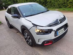 Balts Citroen C4 Cactus 2018 Kauņa, ar dzinēja tilpumu 1.20 L un nobraukumu 119 tūkst. km par 4900 €, foto 12 vietnē AUTOMOTO.COM.LV