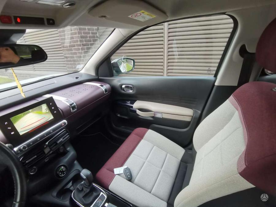 Balts Citroen C4 Cactus 2018 Kauņa, ar dzinēja tilpumu 1.20 L un nobraukumu 119 tūkst. km par 4900 €, foto 14 vietnē AUTOMOTO.COM.LV