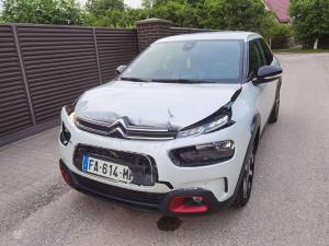 Balts Citroen C4 Cactus 2018 Kauņa, ar dzinēja tilpumu 1.20 L un nobraukumu 119 tūkst. km par 4900 €, foto 30 vietnē AUTOMOTO.COM.LV