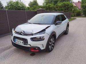 Balts Citroen C4 Cactus 2018 Kauņa, ar dzinēja tilpumu 1.20 L un nobraukumu 119 tūkst. km par 4900 €, foto 36 vietnē AUTOMOTO.COM.LV