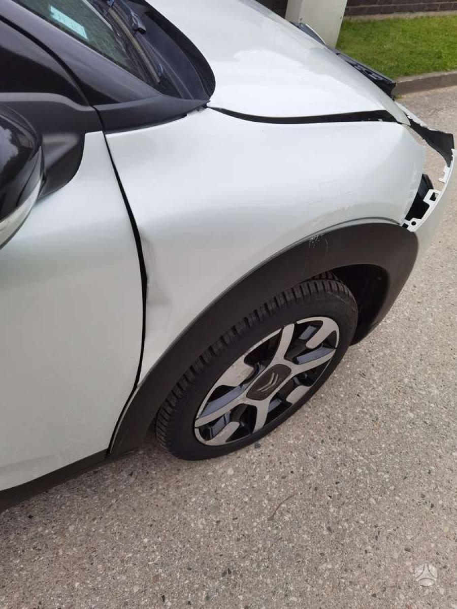 Balts Citroen C4 Cactus 2018 Kauņa, ar dzinēja tilpumu 1.20 L un nobraukumu 119 tūkst. km par 4900 €, foto 37 vietnē AUTOMOTO.COM.LV