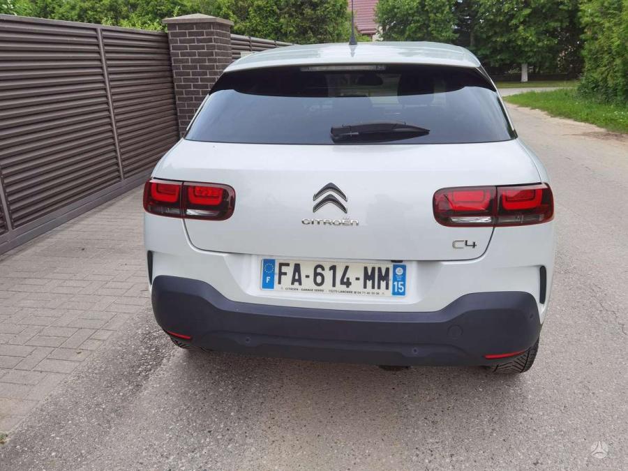 Balts Citroen C4 Cactus 2018 Kauņa, ar dzinēja tilpumu 1.20 L un nobraukumu 119 tūkst. km par 4900 €, foto 41 vietnē AUTOMOTO.COM.LV