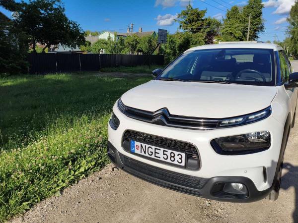 Balts Citroen C4 Cactus 2019 Kauņa, ar dzinēja tilpumu 1.50 L un nobraukumu 194 tūkst. km par 7900 €, foto 2 vietnē AUTOMOTO.COM.LV