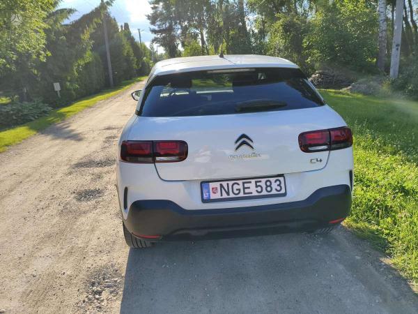 Balts Citroen C4 Cactus 2019 Kauņa, ar dzinēja tilpumu 1.50 L un nobraukumu 194 tūkst. km par 7900 €, foto 4 vietnē AUTOMOTO.COM.LV