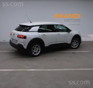 White Citroen C4 Cactus 2020 in Riga, with an engine capacity of 1.50 L and mileage of 98 thousand km for 8477 €, photo 4 on AUTOMOTO.COM.LV