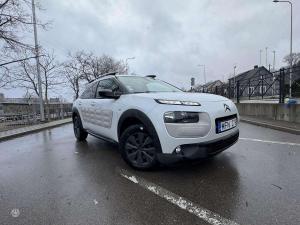 Balts Citroen C4 Cactus 2014 Telšiai, ar dzinēja tilpumu 1.60 L un nobraukumu 255 tūkst. km par 4600 €, foto 2 vietnē AUTOMOTO.COM.LV