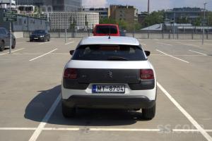 Белый Ситроен C4 Кактус 2014 в Рига, объемом двигателя 1.20 л и пробегом 214 тыс. км за 3990 €, фото 6 на AUTOMOTO.COM.LV