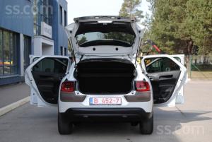 Balts Citroen C4 Cactus 2015 Rīga, ar dzinēja tilpumu 1.20 L un nobraukumu 101 tūkst. km par 5490 €, foto 9 vietnē AUTOMOTO.COM.LV