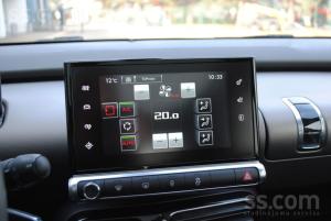 Balts Citroen C4 Cactus 2015 Rīga, ar dzinēja tilpumu 1.20 L un nobraukumu 101 tūkst. km par 5490 €, foto 25 vietnē AUTOMOTO.COM.LV