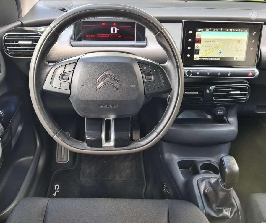 White Citroen C4 Cactus 2015 in Taurage, with an engine capacity of 1.20 L and mileage of 167 thousand km for 4300 €, photo 13 on AUTOMOTO.COM.LV