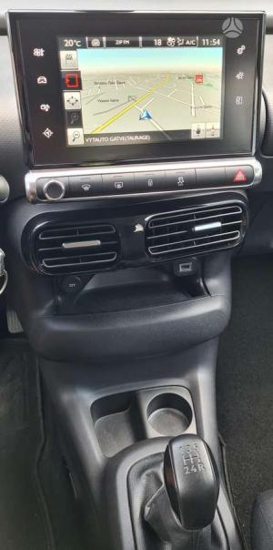 White Citroen C4 Cactus 2015 in Taurage, with an engine capacity of 1.20 L and mileage of 167 thousand km for 4300 €, photo 17 on AUTOMOTO.COM.LV