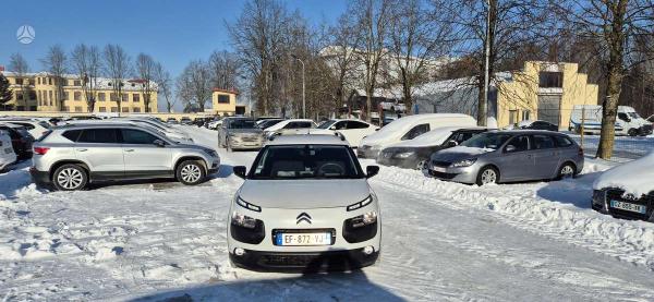 Balts Citroen C4 Cactus 2016 Tauragė, ar dzinēja tilpumu 1.20 L un nobraukumu 195 tūkst. km par 4100 €, foto 2 vietnē AUTOMOTO.COM.LV
