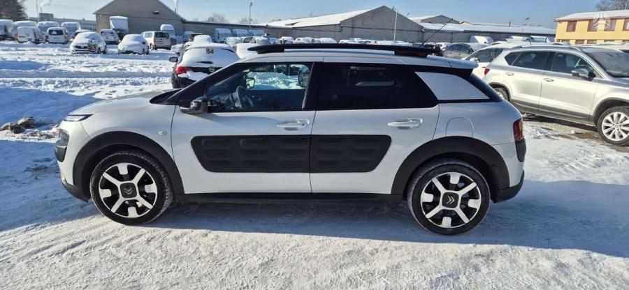 Balts Citroen C4 Cactus 2016 Tauragė, ar dzinēja tilpumu 1.20 L un nobraukumu 195 tūkst. km par 4100 €, foto 8 vietnē AUTOMOTO.COM.LV