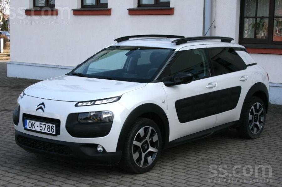 Balts Citroen C4 Cactus 2016 Jelgava, ar dzinēja tilpumu 1.20 L un nobraukumu 120 tūkst. km par 5495 €, foto 5 vietnē AUTOMOTO.COM.LV