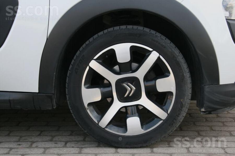 Balts Citroen C4 Cactus 2016 Jelgava, ar dzinēja tilpumu 1.20 L un nobraukumu 120 tūkst. km par 5495 €, foto 10 vietnē AUTOMOTO.COM.LV