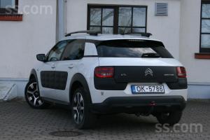 Balts Citroen C4 Cactus 2016 Jelgava, ar dzinēja tilpumu 1.20 L un nobraukumu 120 tūkst. km par 5495 €, foto 12 vietnē AUTOMOTO.COM.LV