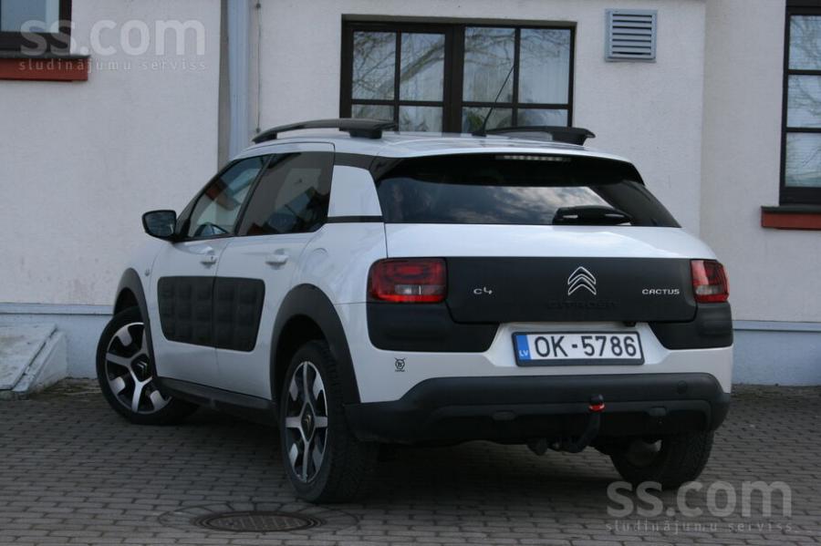 Balts Citroen C4 Cactus 2016 Jelgava, ar dzinēja tilpumu 1.20 L un nobraukumu 120 tūkst. km par 5495 €, foto 12 vietnē AUTOMOTO.COM.LV