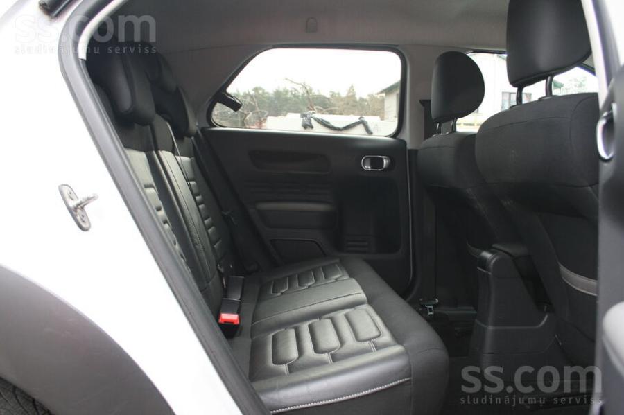 Balts Citroen C4 Cactus 2016 Jelgava, ar dzinēja tilpumu 1.20 L un nobraukumu 120 tūkst. km par 5495 €, foto 21 vietnē AUTOMOTO.COM.LV