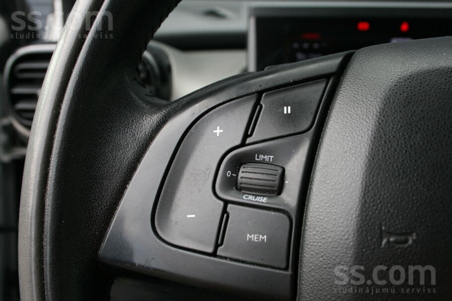 Balts Citroen C4 Cactus 2016 Jelgava, ar dzinēja tilpumu 1.20 L un nobraukumu 120 tūkst. km par 5495 €, foto 29 vietnē AUTOMOTO.COM.LV