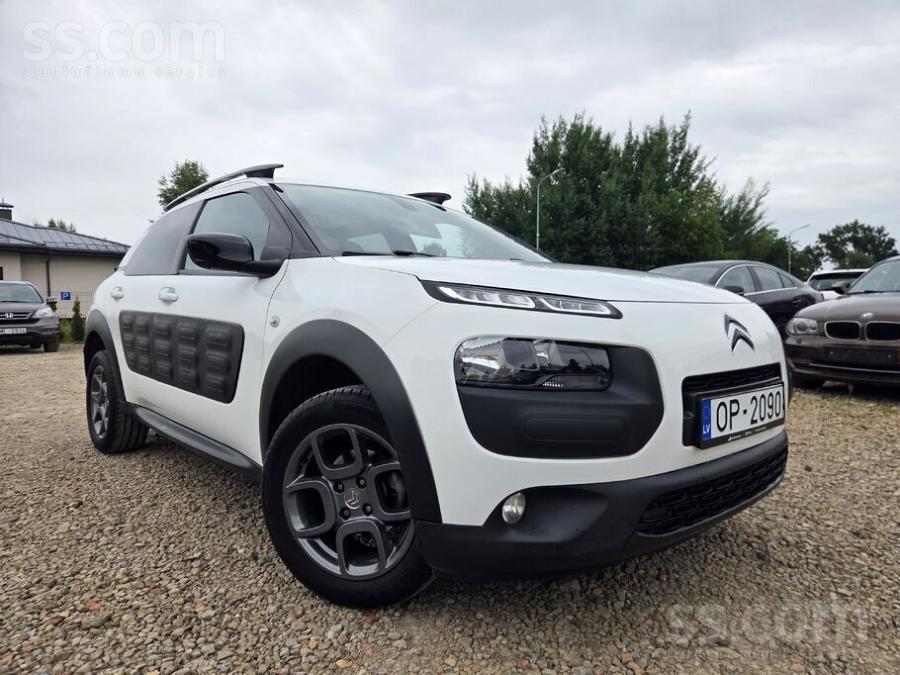 Balts Citroen C4 Cactus 2016 Jelgava, ar dzinēja tilpumu 1.20 L un nobraukumu 0 tūkst. km par 5300 €, foto 1 vietnē AUTOMOTO.COM.LV