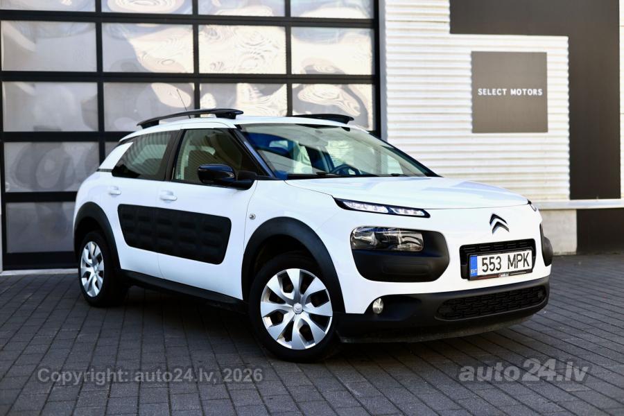 Balts Citroen C4 Cactus 2016 Tallina, ar dzinēja tilpumu 1.20 L un nobraukumu 108 tūkst. km par 6900 €, foto 1 vietnē AUTOMOTO.COM.LV