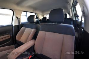 Balts Citroen C4 Cactus 2016 Tallina, ar dzinēja tilpumu 1.20 L un nobraukumu 108 tūkst. km par 6900 €, foto 10 vietnē AUTOMOTO.COM.LV