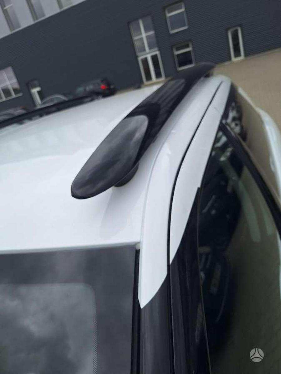 White Citroen C4 Cactus 2016 in Taurage, with an engine capacity of 1.20 L and mileage of 110 thousand km for 4200 €, photo 20 on AUTOMOTO.COM.LV