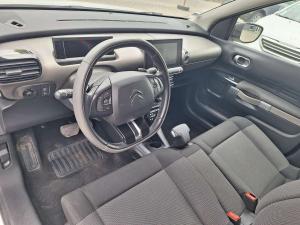 White Citroen C4 Cactus 2016 in Taurage, with an engine capacity of 1.20 L and mileage of 110 thousand km for 4200 €, photo 24 on AUTOMOTO.COM.LV