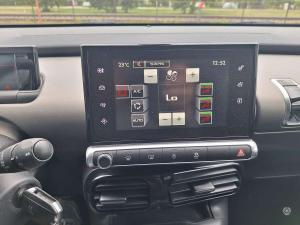 White Citroen C4 Cactus 2016 in Taurage, with an engine capacity of 1.20 L and mileage of 110 thousand km for 4200 €, photo 27 on AUTOMOTO.COM.LV