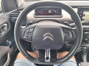 White Citroen C4 Cactus 2016 in Taurage, with an engine capacity of 1.20 L and mileage of 110 thousand km for 4200 €, photo 32 on AUTOMOTO.COM.LV