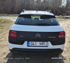 Balts Citroen C4 Cactus 2017 Tallina, ar dzinēja tilpumu 1.60 L un nobraukumu 138 tūkst. km par 6990 €, foto 6 vietnē AUTOMOTO.COM.LV