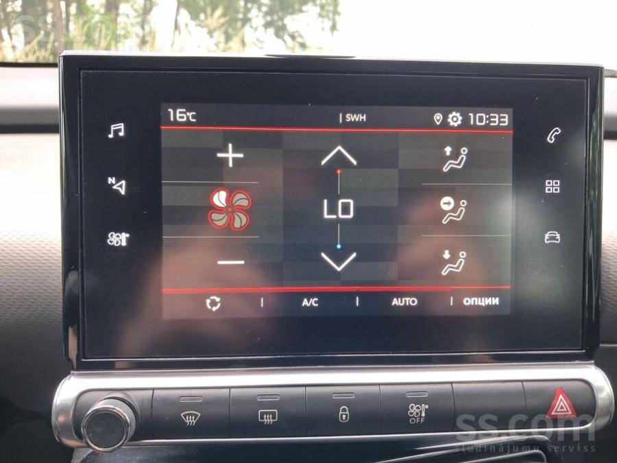 Белый Ситроен C4 Кактус 2018 в Рига, объемом двигателя 1.20 л и пробегом 136 тыс. км за 9000 €, фото 18 на AUTOMOTO.COM.LV